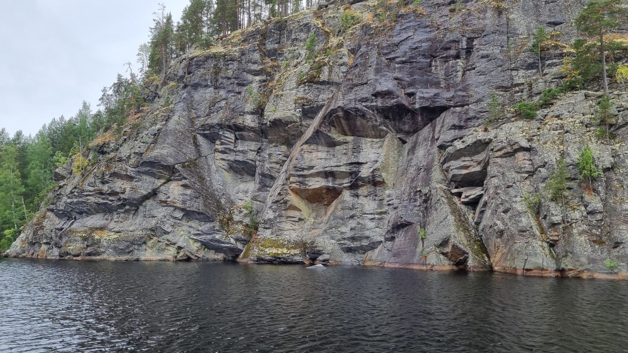 Saimaan romahtaneet kalliot - Veneilysaimaa